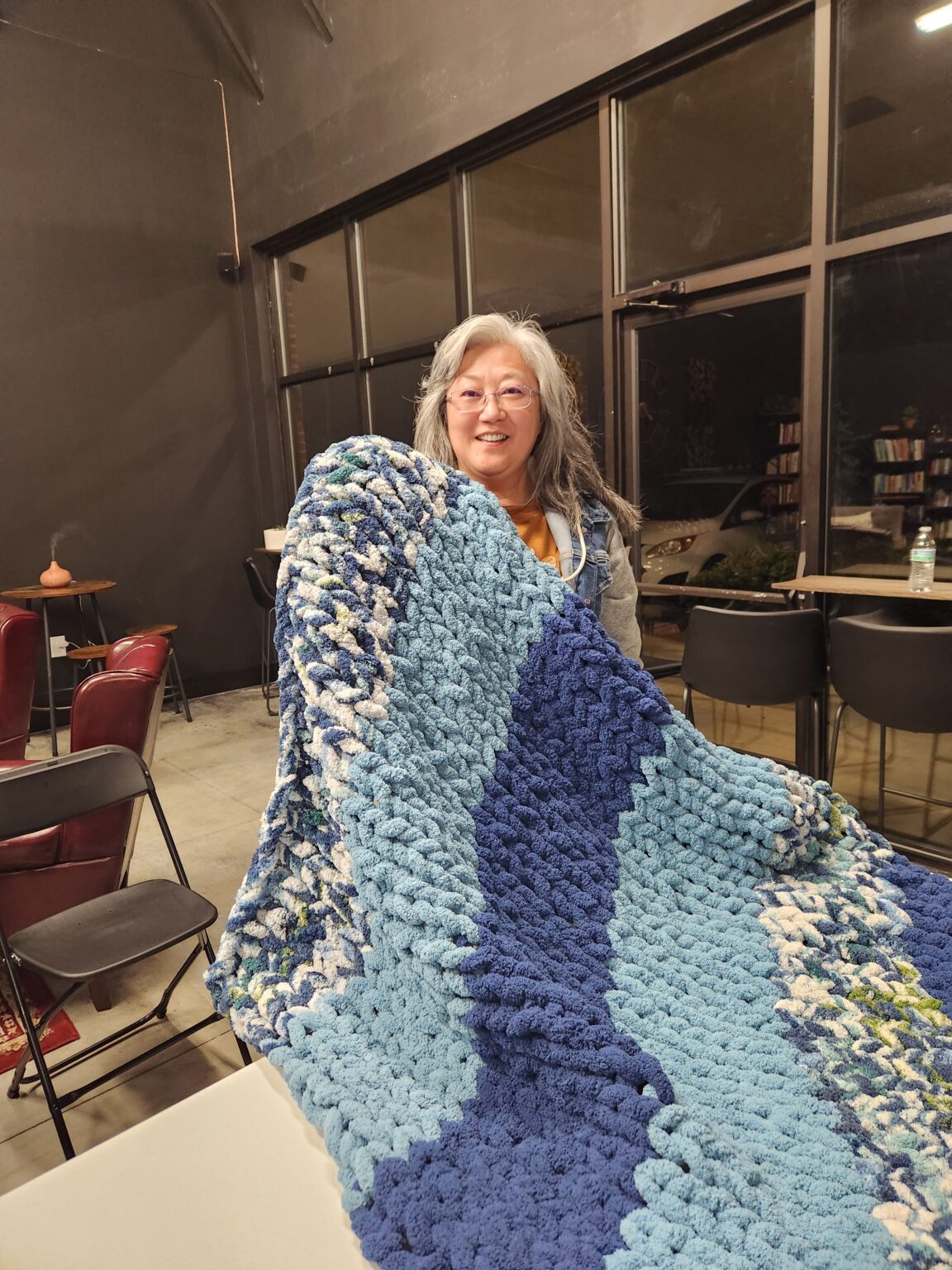 Chunky Yarn Blanket - DIY In Person Class | Cheers N Paint